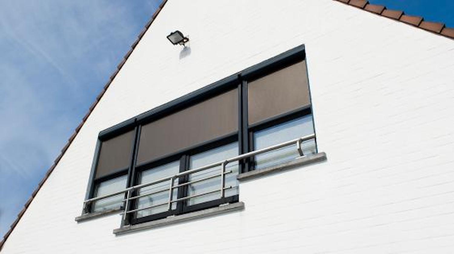 Screens Brustor – Stores enrouleurs extérieurs sur mesure